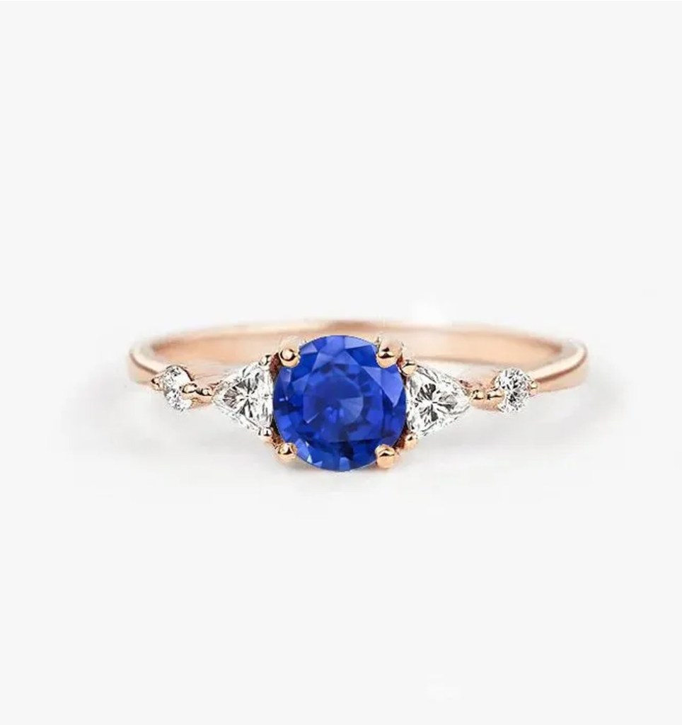 1.0ct Medium Blue Sapphire Celebrity Ring - DIORAH JEWELLERS