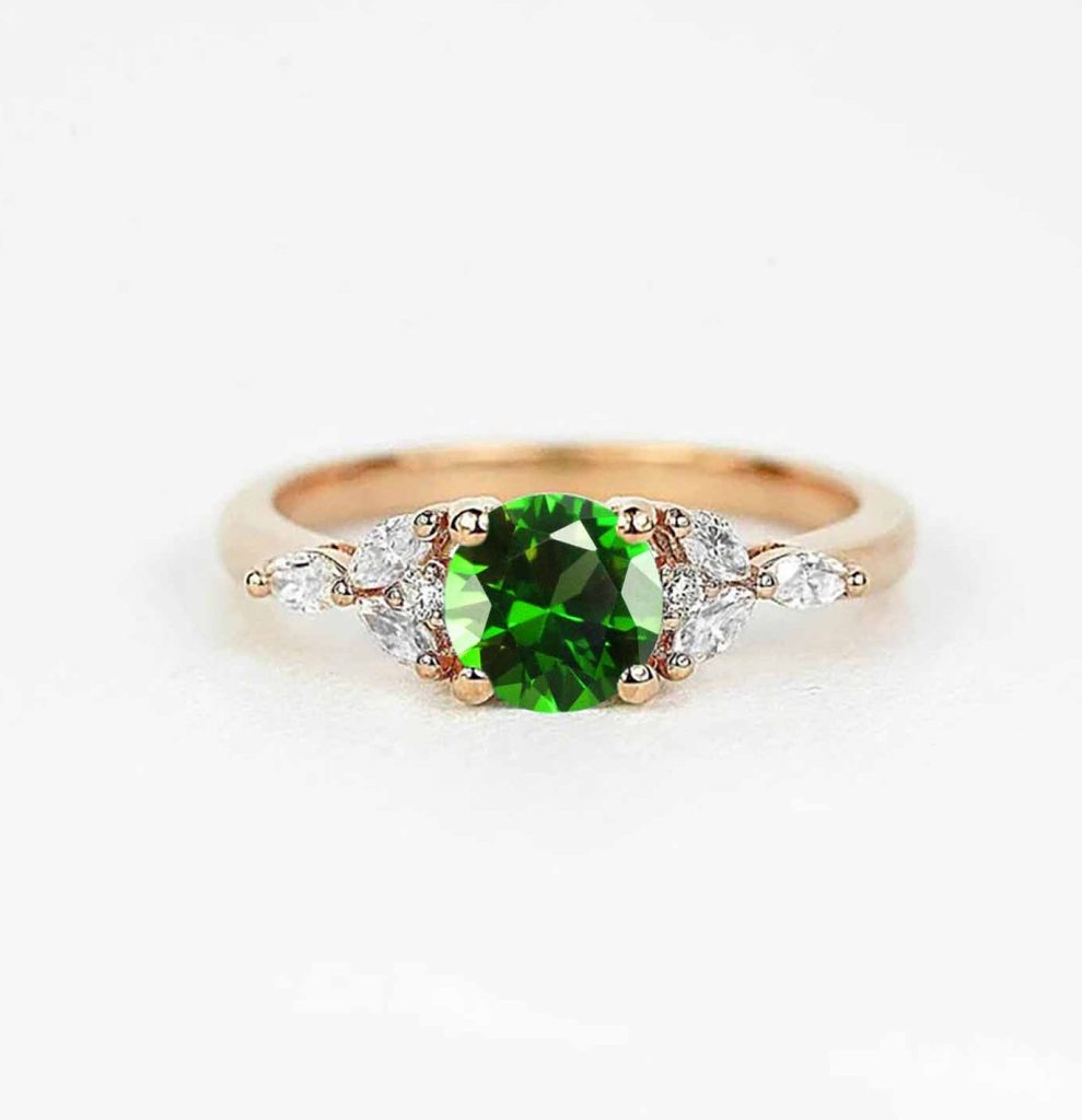 6mm Tsavorite and Diamond Ring - DIORAH JEWELLERS